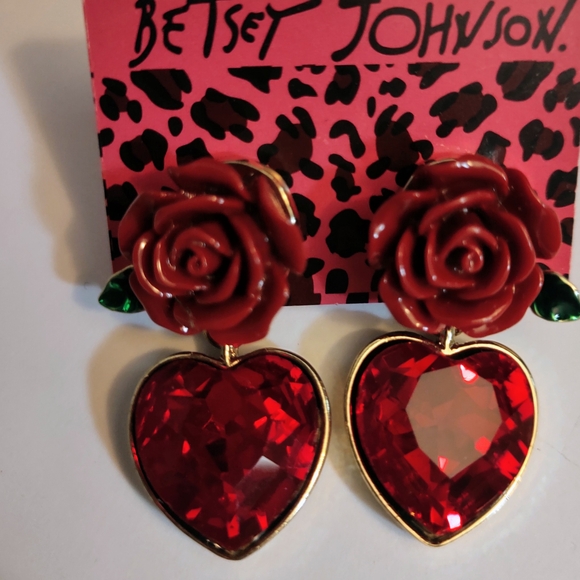 Betsey Johnson | Jewelry | Betsey Johnson Red Rose And Heart Earrings ...